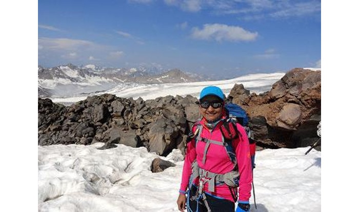 Aparna Kumar Climbs Antartica’s Highest Peak | India.com