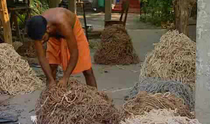 China poses new challenge to Kerala’s coir industry | India.com