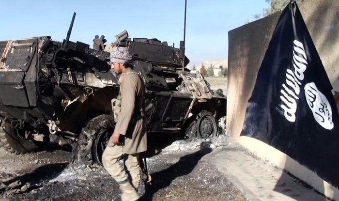 Iraq says 260 ISIS vehicles destroyed in Fallujah flight | India.com