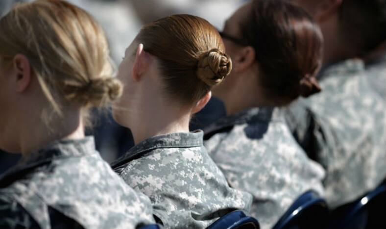 ‘US Army approves first female officers for ground combat’ | India.com