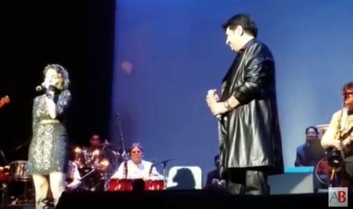 Kumar Sanu, Daughter Shannon Perform Together for the First Time ...