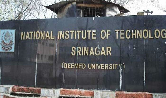 Marchers to NIT stopped at Jammu and Kashmir entry point | India.com