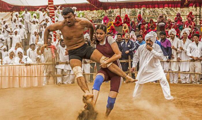 Sultan: Anushka Sharma aka Aarfa proves she’s a tough Haryanvi wrestler ...
