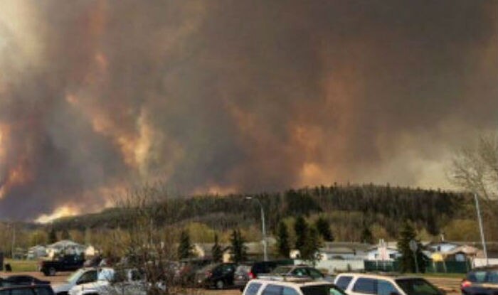 Massive fire in Canada destroys 85,000 hectares of forests | India.com