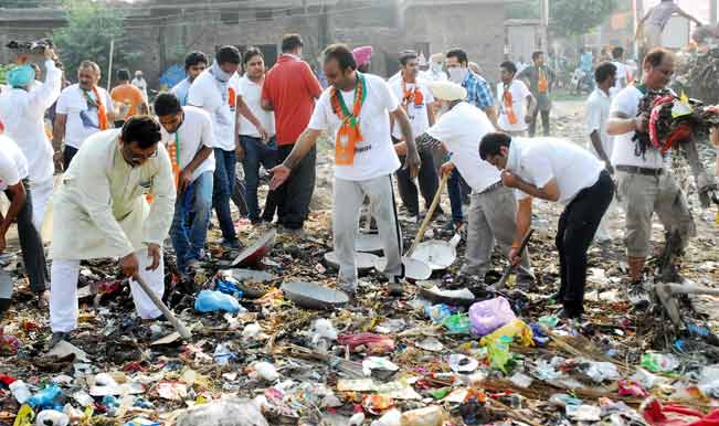 Clean India Mission: Centre plans national-level helpline | India.com