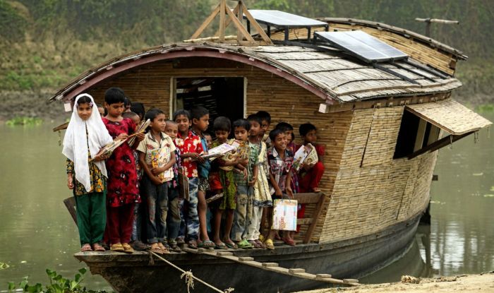 There are schools that are actually boats and conduct the classes while ...