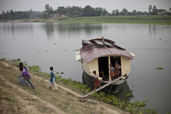 India’s First ‘Floating Market’ to Open in Kolkata in January, Will ...
