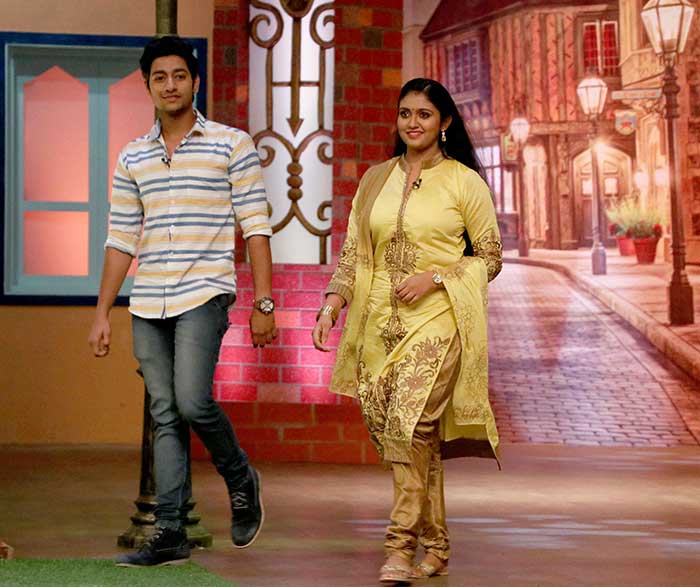 The Kapil Sharma Show: Sairat stars Rinku Rajguru & Akash Thosar make a ...