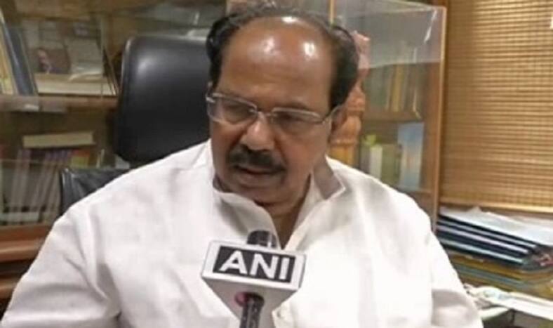 Congress leader Veerappa Moily backs EVMs, says only defeatists will go ...