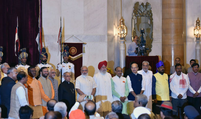 Narendra Modi urges new cabinet colleagues to work to transform India ...