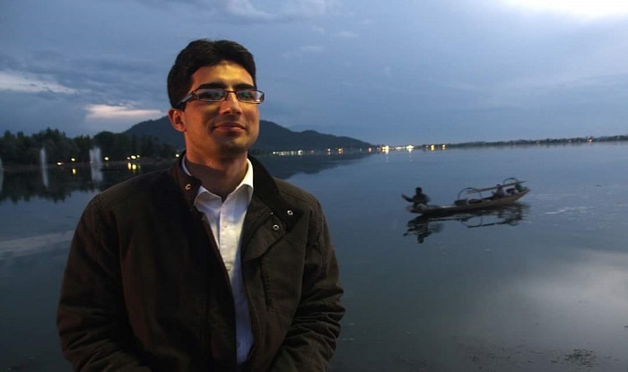 IAS topper Shah Faesal explains the story of Kashmir: Trapped by ...