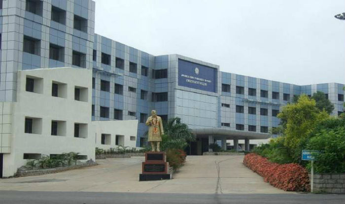 Andhra University plans grand Alumni Day for funds through donations ...