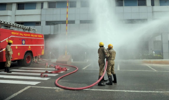 Martyr Status To Four Mumbai Fire Brigade Officials India martyr-status-to-four-mumbai-fire-brigade-officials-india