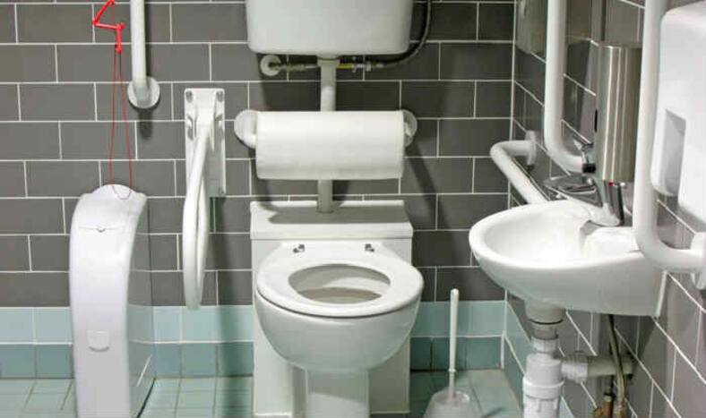 Delhi government to build 17,000 toilets in city’s JJ clusters | India.com