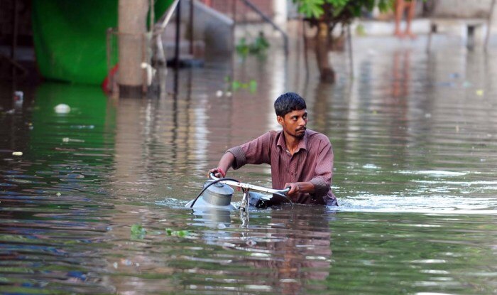UP Flood: बाढ़ की चपेट में आए यूपी के 15 जिले, योगी आदित्यनाथ ने हर ...