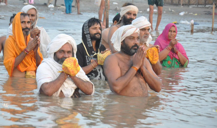 Pitru Paksha 2016: Shradh Dates, Puja Vidhi, Food & Mantra for Tarpan ...