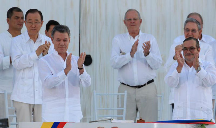 Colombia and FARC sign historic peace deal | India.com