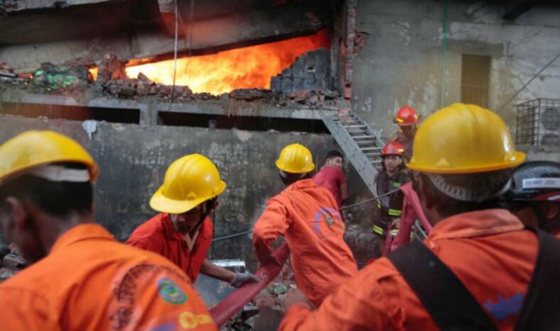 26 killed, 70 injured in Bangladesh factory fire | India.com