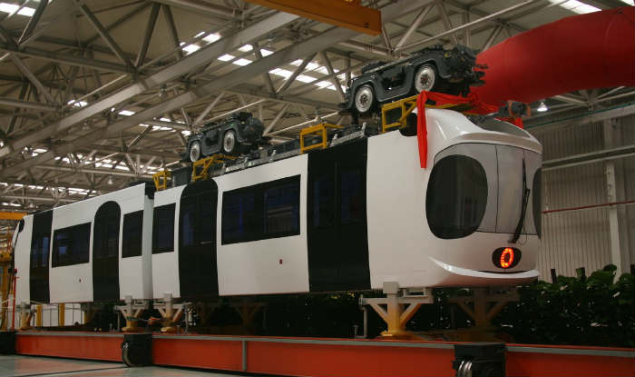 China rolls out its first sky train | India.com