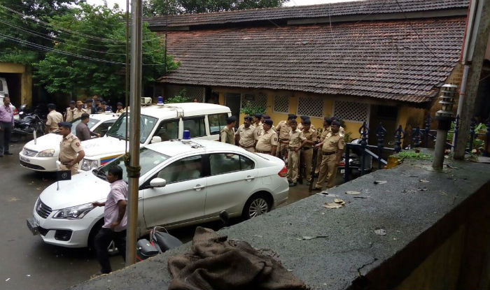 Mumbai, Maharashtra on High Alert: Suspected terrorist spotted near ...