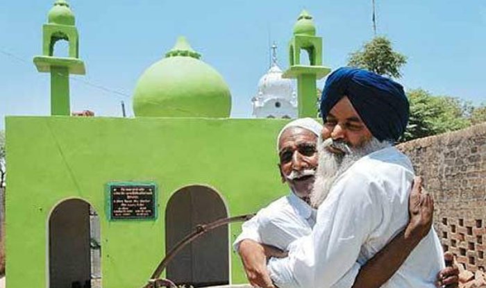 A Sikh build a Masjid for Muslim friend | जब एक सिख ने अपने मुस्लिम ... A Sikh build a Masjid for Muslim friend | जब एक सिख ने अपने मुस्लिम ...