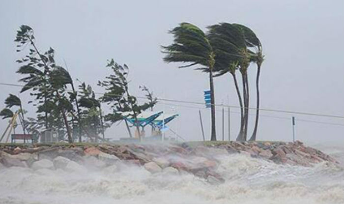Cyclone Vardah: Tamil Nadu declares public holiday in coastal areas on ...