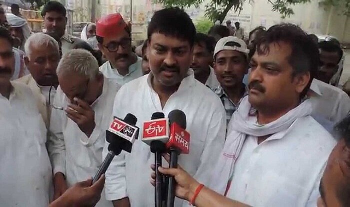 Samajwadi Party leader Pawan Pandey expelled from party after clash ...