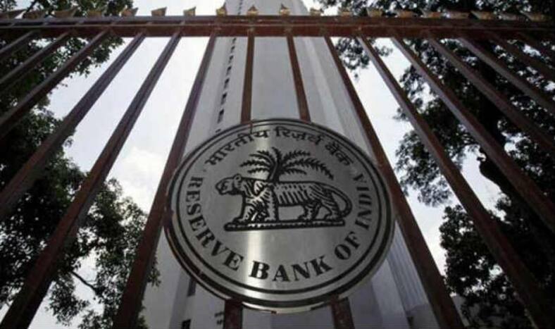 RBI assures Kerala to provide Rs 1000 crore | India.com
