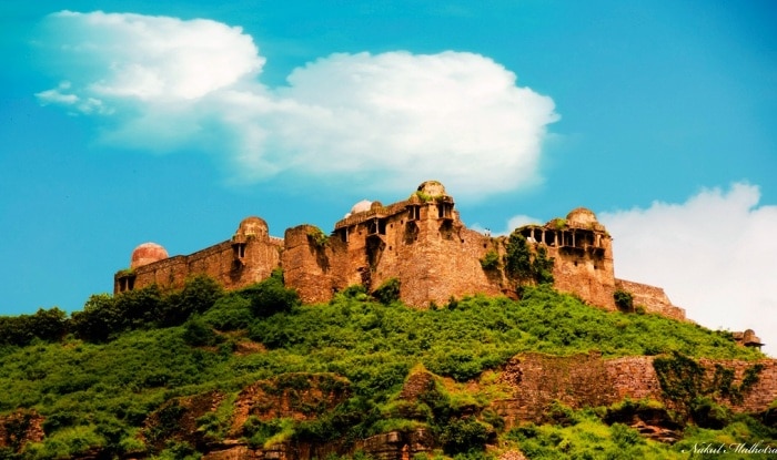 Paras Patthar Raisen Fort Story | मिल गया वो किला जहां रखा हुआ है पारस ...