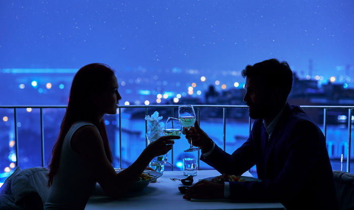 First date tips for women: 6 foolproof ways to make a good impression ...