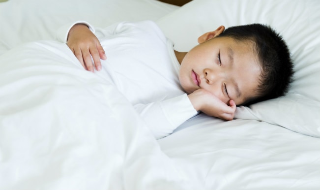 Sleep deprivation hampers child’s brain development | India.com