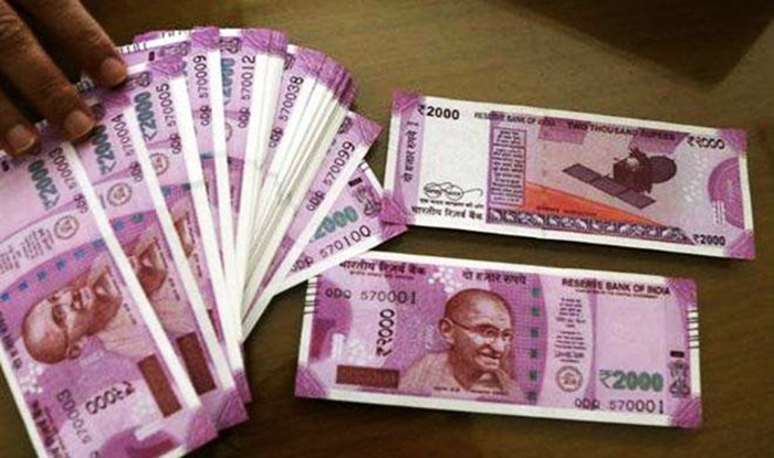 Three held with fake notes of Rs 1.09 lakh from Surat and Kutch | India.com