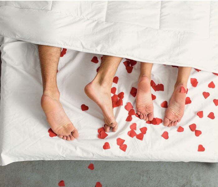 How To Have Clean Sex While On Your Period 10 Tips To Have Sex Mess