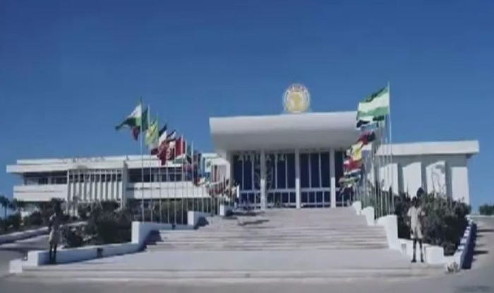 Somali parliament members sworn in amid UN criticism | India.com