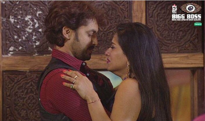 Bigg Boss 10: Mona Lisa and boyfriend Vikrant Singh Rajpoot planning to ...