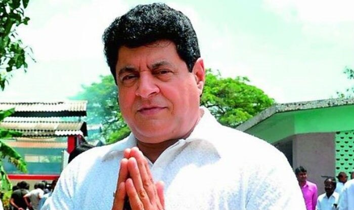 Ban Pakistani Actors Says Ftii Gajendra Singh Chauhan Commenting On Raees 