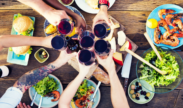 You should eat these foods if you drink alcohol: 9 food items to eat to ...