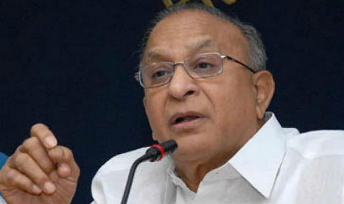 Jaipal Reddy criticises Budget; says it has disappointed all | India.com