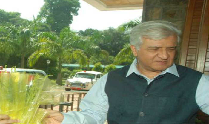 Encourage students to think beyond books, K K Paul tells teachers ...