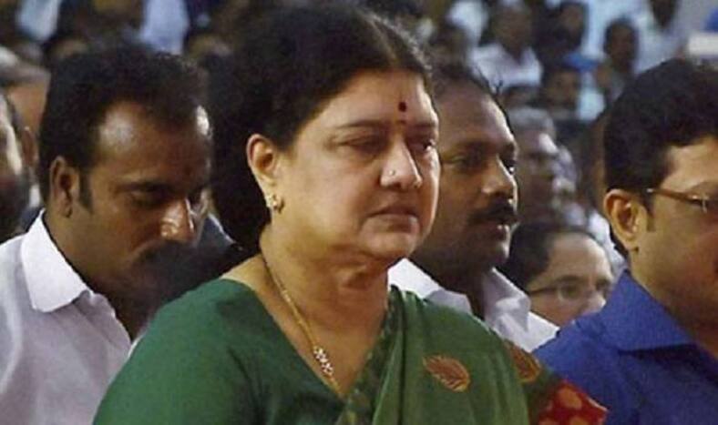 Supreme Court convicts V K Sasikala in DA case for four years | India.com
