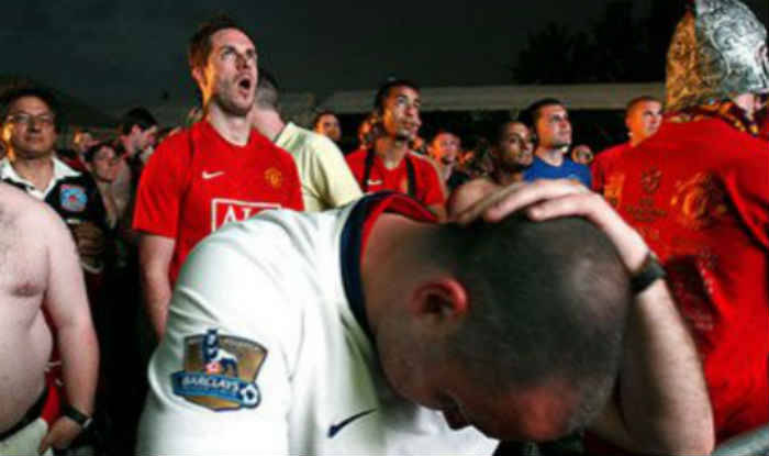 Manchester United fan gets trolled by FC Bayern Munich on twitter ...