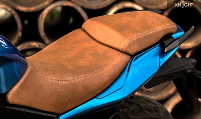 Custom Bajaj Dominar 400 gets metallic blue colour scheme | India.com