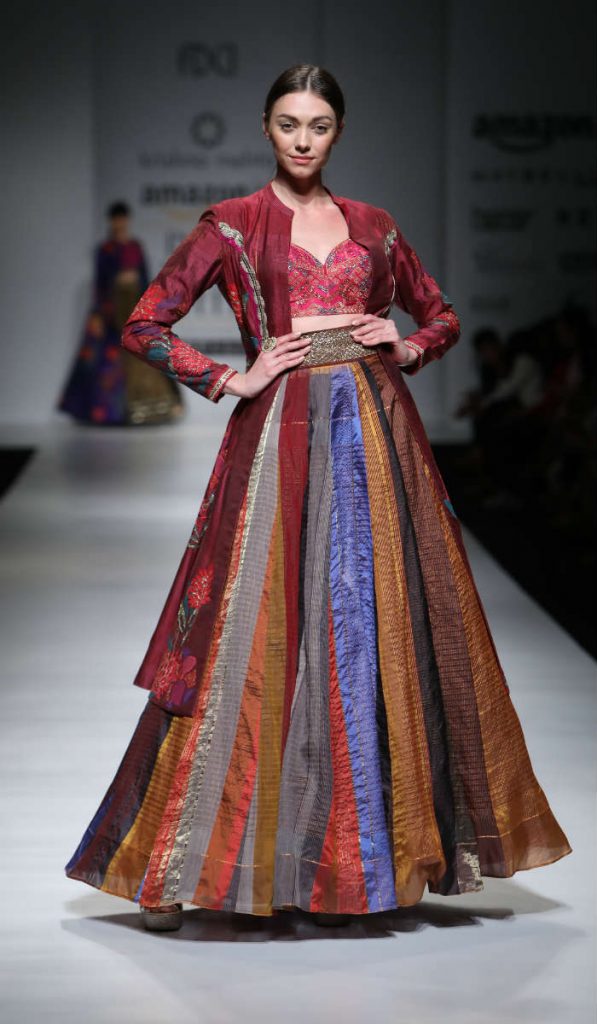 Madhu Jain and Krishna Mehta’s Ikat and handloom designs look out of ...