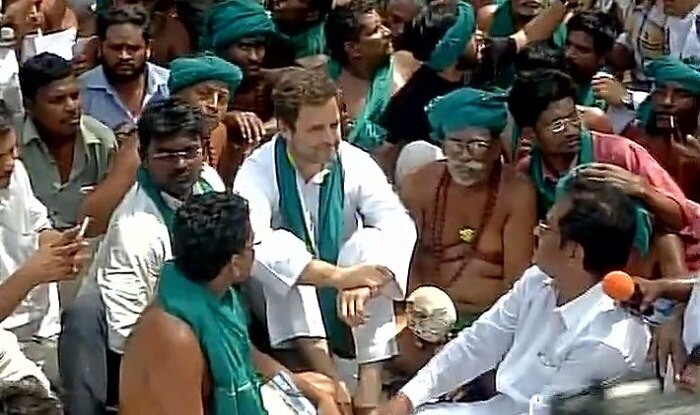 Rahul Gandhi follows Kanimozhi, meets Tamil Nadu farmers staging skull ...