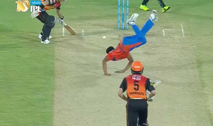 IPL 2017: David warner assisted to Basil Thampi after the bowler lost ...