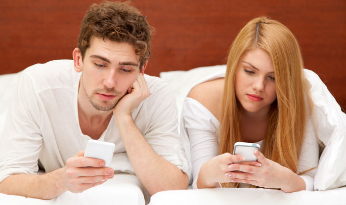 Here are 6 tips to revive your stagnant relationship! | India.com