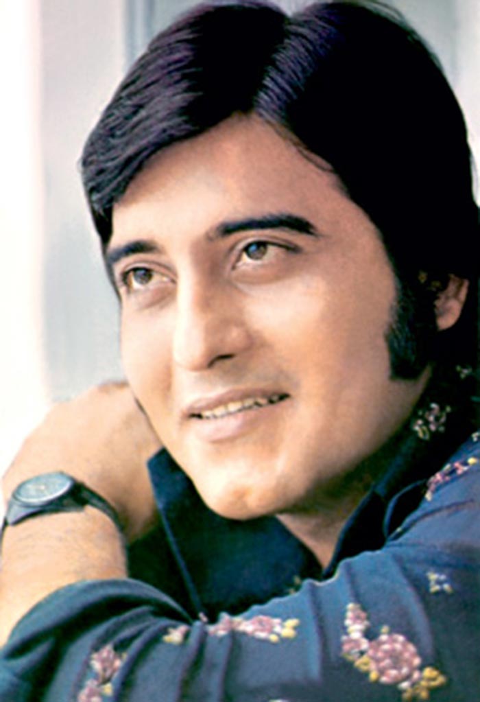 Vinod Khanna passes away at 70: 10 of the most handsome pictures of ...
