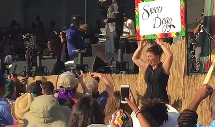 Rapper Snoop Dogg’s sign language interpreter Holly Maniatty grabs ...