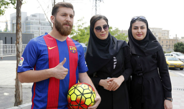 Lionel Messi doppelganger Reza Parastesh is a selfie sensation in Iran ...
