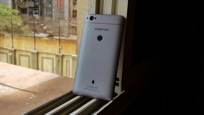 Sachin Tendulkar launched Smartron srt.phone priced at Rs 12,999 ...